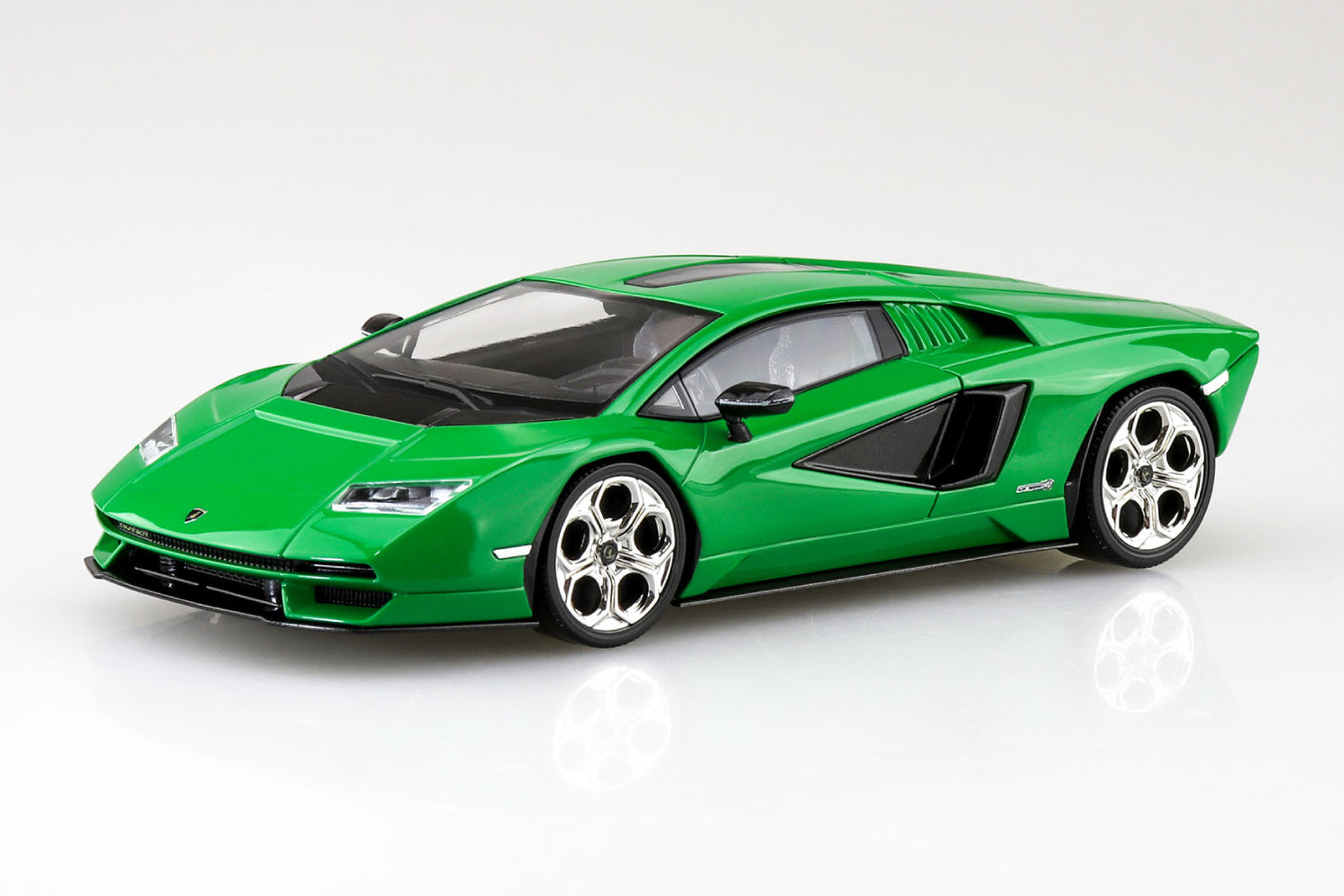Snap Kit 19-E Lamborghini Countach LPI 800-4 (Green) 1/32 — Panda Hobby